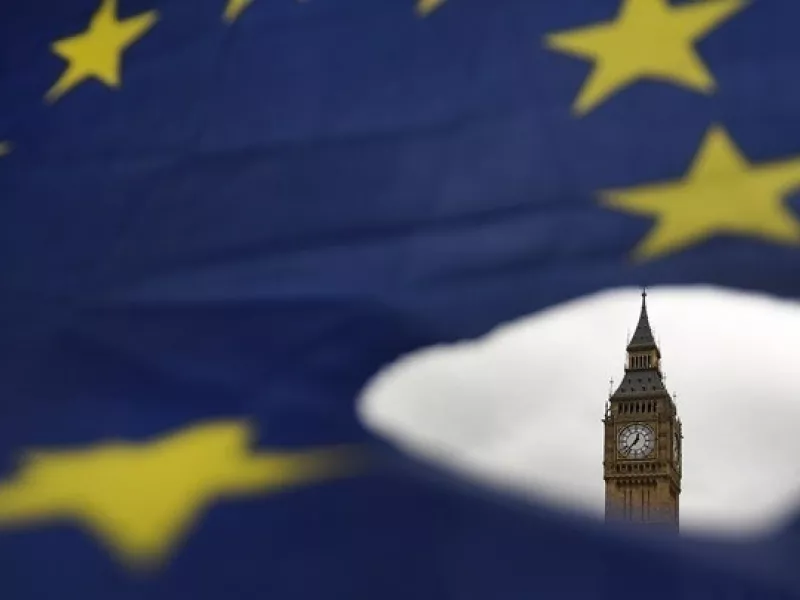 «Βελτιωμένη» συμφωνία του Brexit θα επιδιώξει ως πρωθυπουργός ο Κιρ ...