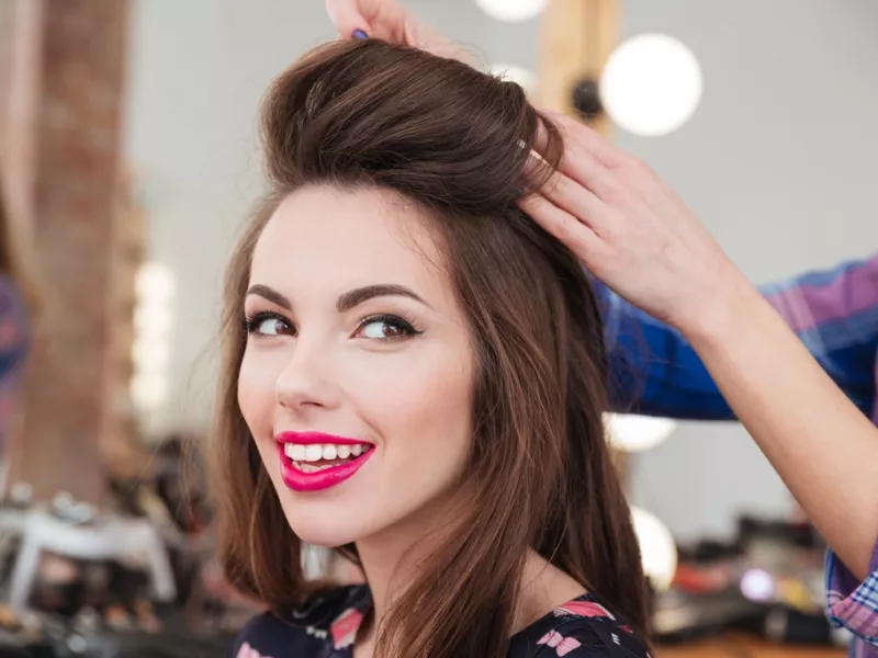 Το hairstyle των '00 είναι ξανά εδώ | ΣΚΑΪ