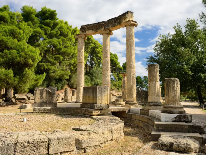 Αρχαία Ολυμπία: Μαθητές από την Ολλανδία έπαθαν τροφική δηλητηρίαση | ΣΚΑΪ