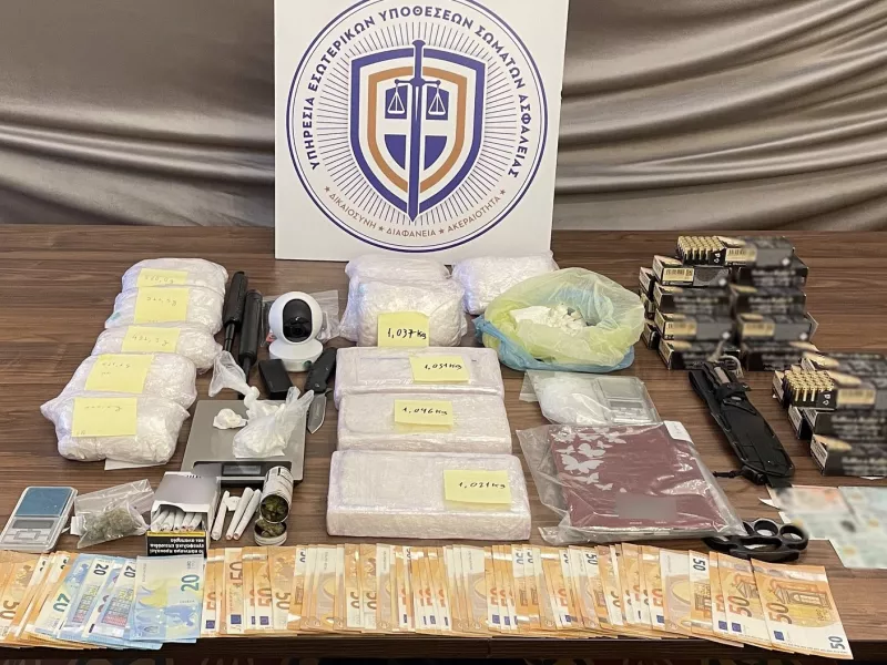 Κύκλωμα κοκαΐνης: Σε διαθεσιμότητα οι δύο λιμενικοί | ΣΚΑΪ