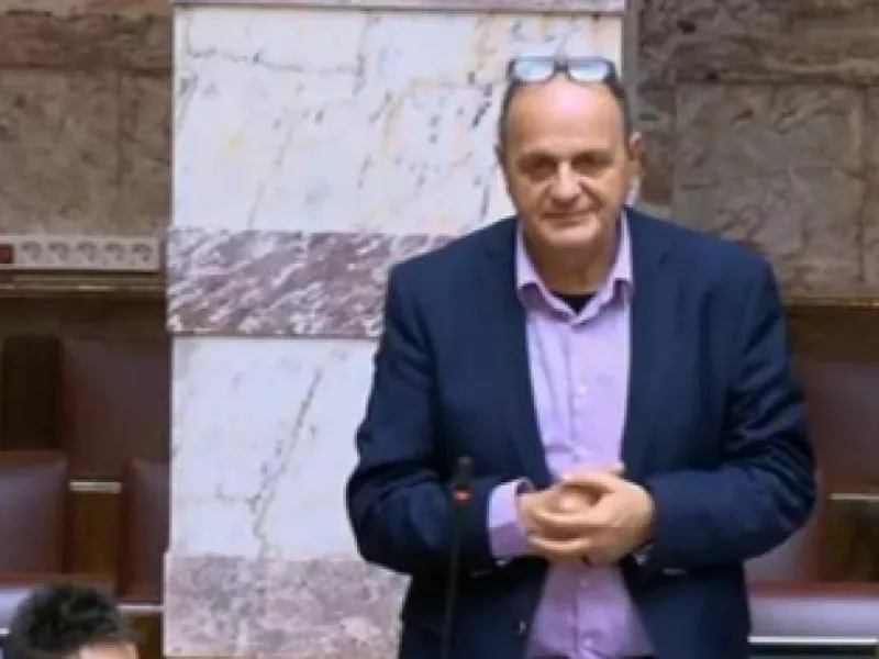 Υπερψηφίζει τον προϋπολογισμό ο ανεξάρτητος βουλευτής Γ. Ασπιώτης | ΣΚΑΪ
